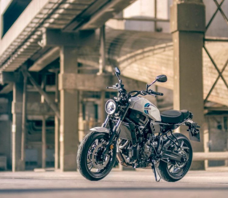 Yamaha XSR 700 ABS - Motorcycles, Scooters, Helmets, Clothing ...