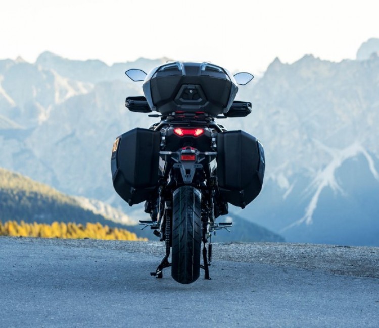 Yamaha Tracer 9 GT+ - Motorcycles, Scooters, Helmets, Clothing ...
